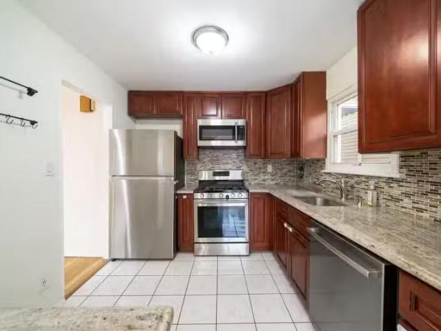 178 WEST 17TH ST, Unit 1, Bayonne, NJ 07030