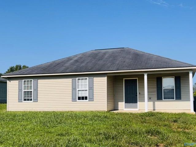 178 Travis Dr, Madison, AL 35750