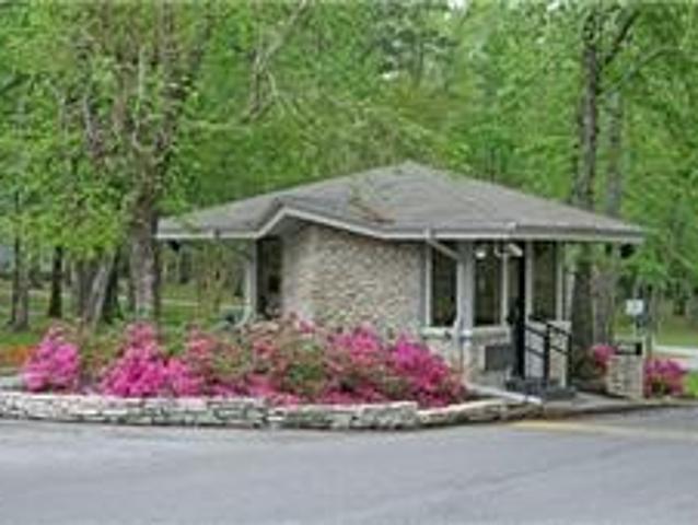 178 Twinstone Circle