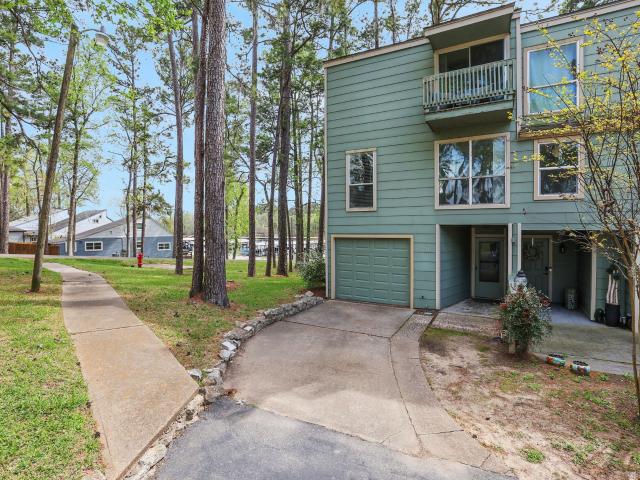 178 Villa Way