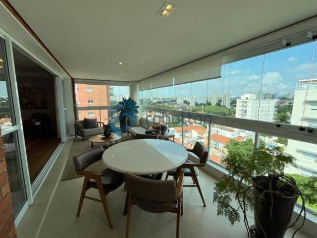 178m² 4 dormts, 2 suítes e com 4 vagas!