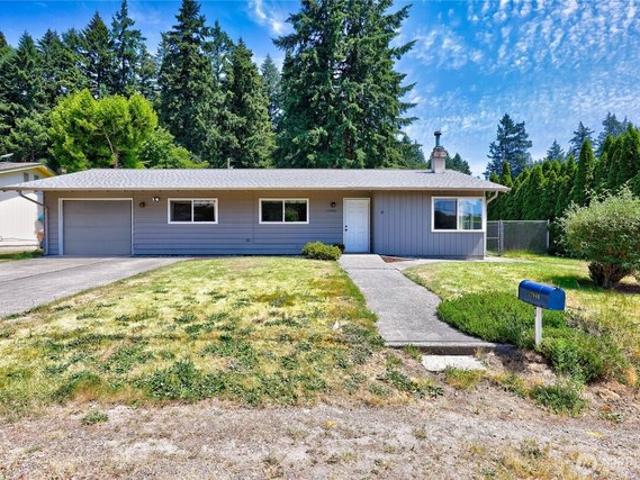 17940 9th Ave NE, Poulsbo, WA 98370