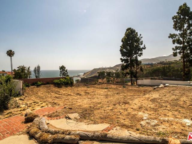 17941 Tramonto Drive
