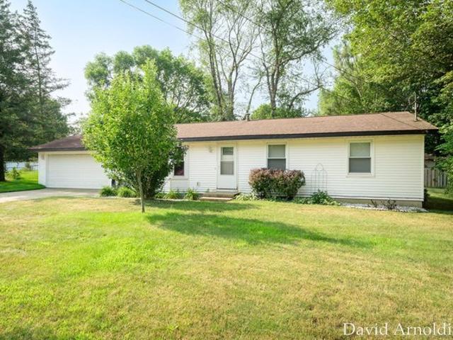 1794 Vans Blvd, Holland, MI 49423