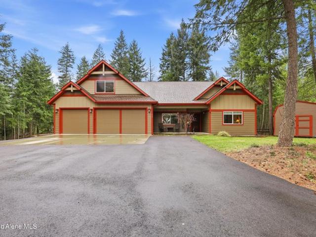 17953 W Sheltered Ct, Hauser, ID 83854