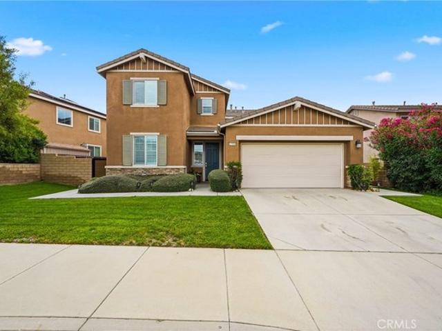 17950 Newport Plum Way, San Bernardino, CA 92407