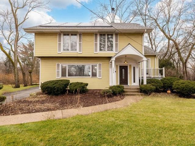 17956 Sacramento Ave, Homewood, IL 60430