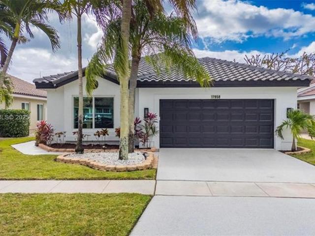 17958 SW 14th St, Pembroke Pines, FL 33029