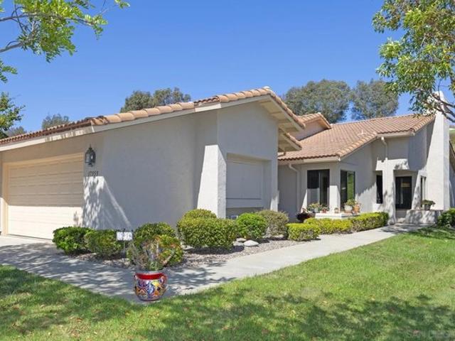17959 Avenida Alozdra, San Diego, CA 92128