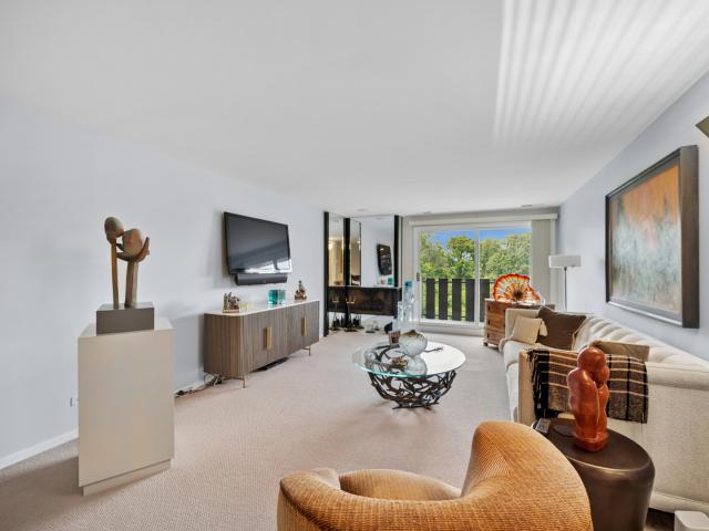 1795 Lake Cook Road # 301