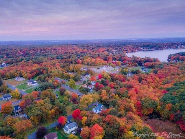 1795 Wolcott Rd, Wolcott, CT 06716