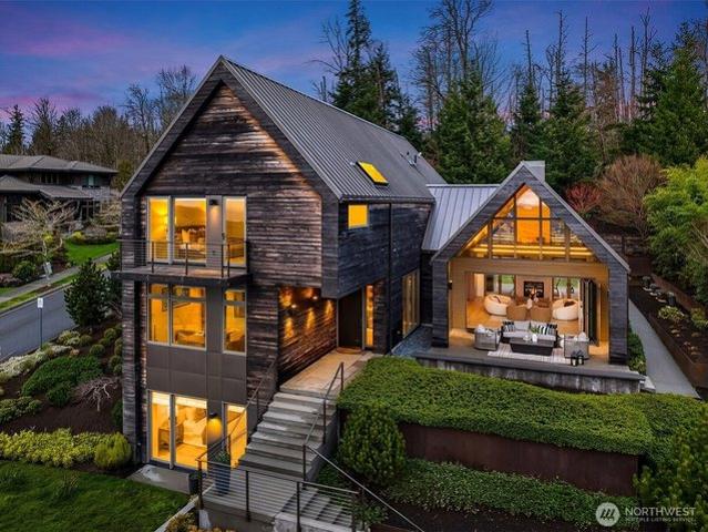 1796 Harrison Way NE, Issaquah, WA 98029