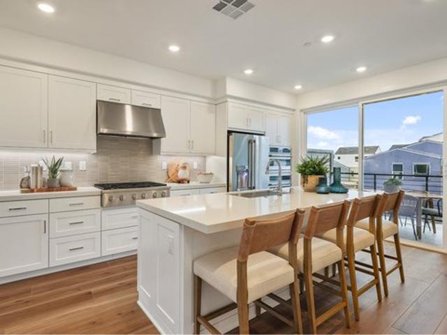 1796 Lychee St, Fullerton, CA 92835