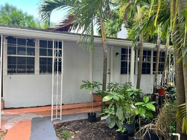1796 98 NW 112 St, Miami, FL 33167