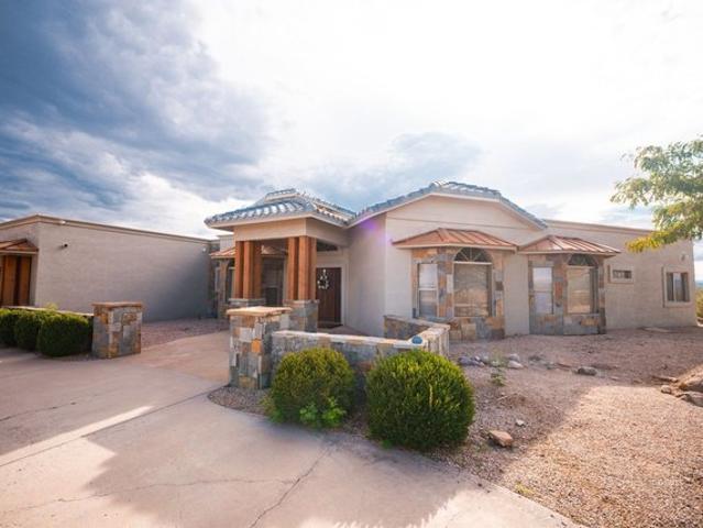 1797 W Angel Fire Ln, Safford, AZ 85546