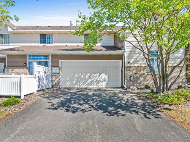 17980 Cobblestone Way, Eden Prairie, MN 55347