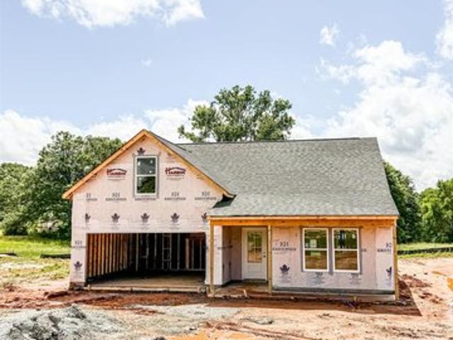 17994 Highway 101 S, Gray Court, SC 29645