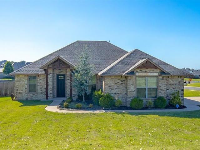 1799 Appaloosa Dr, Blanchard, OK 73010