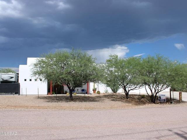 1799 Japon Ct, Rio Rico, AZ 85648