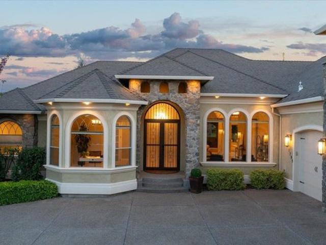 1799 Silver Ct, Richland, WA 99352