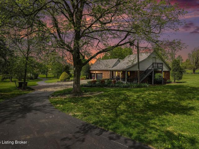 1799 Veechdale Rd
