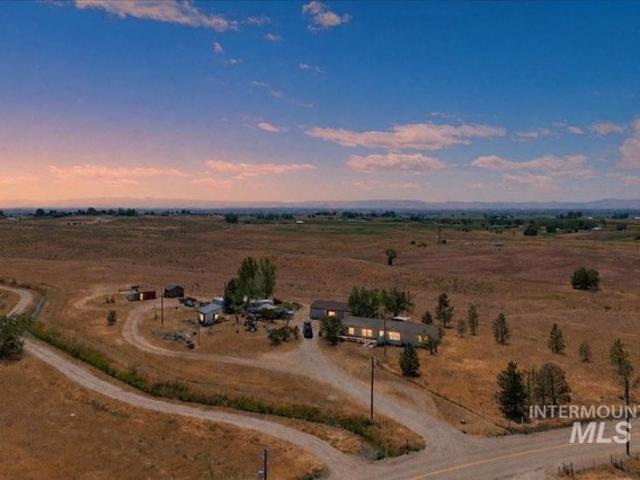 17903 Sand Hollow Rd, Caldwell, ID 83607