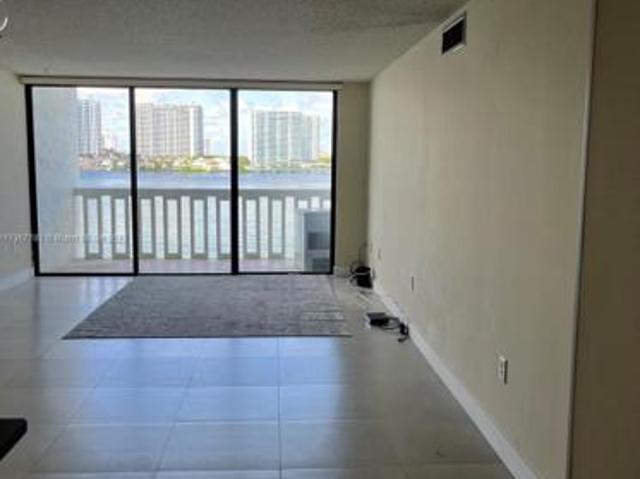 17900 Bay Rd N #602, Sunny Isles Beach, FL 33160