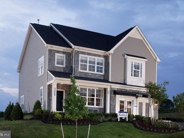17904 Ridgewood Pl, Round Hill, VA 20141