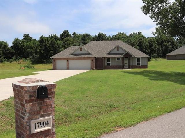17904 Salem Rd, Choctaw, OK 73020