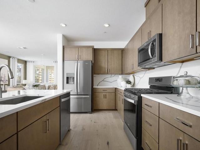 17906 Glen Arbor Way, Lathrop, CA 95330