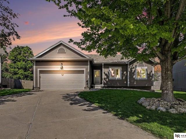 17908 Karen Cir, Omaha, NE 68135