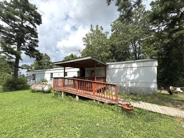 17910 Grandview Rd, Houston, MO 65483