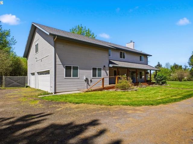 17911 NE 158th St, Brush Prairie, WA 98606