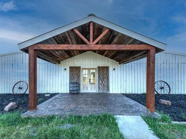 179124 N 2700 Rd, Walters, OK 73572