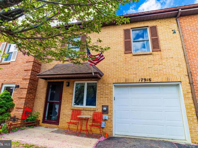 17916 Clubhouse Drive