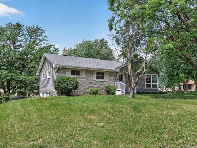 1791 Atlantic St, Maplewood, MN 55109
