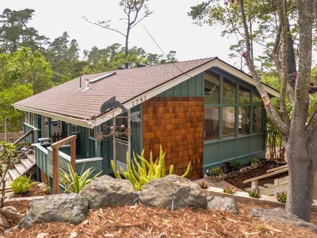 1791 Bradford Rd, Cambria, CA 93428