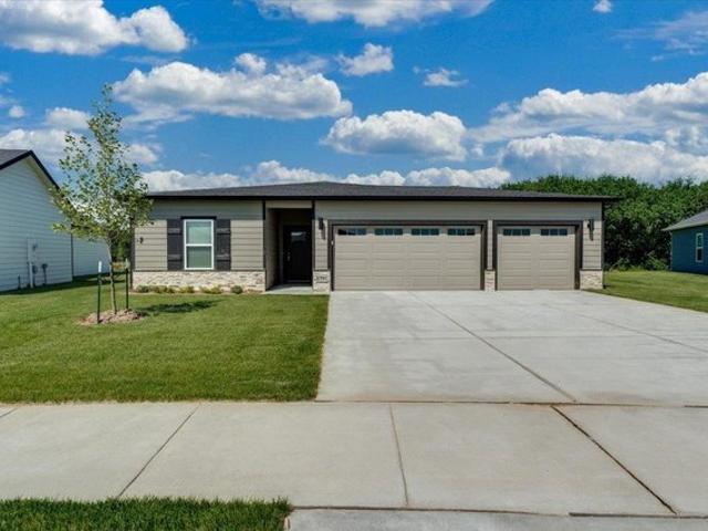 1791 W Redbud Ln, Goddard, KS 67052