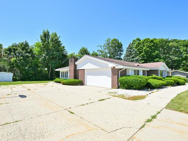 17925 Redvere Dr