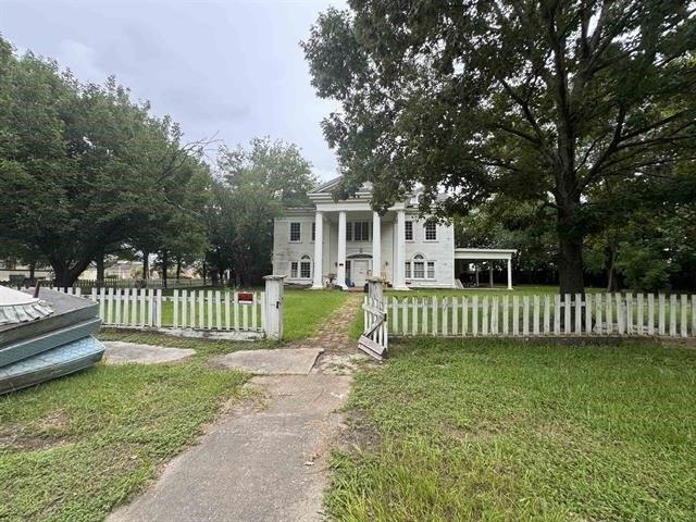 1792 Broadway St, Beaumont, TX 77701