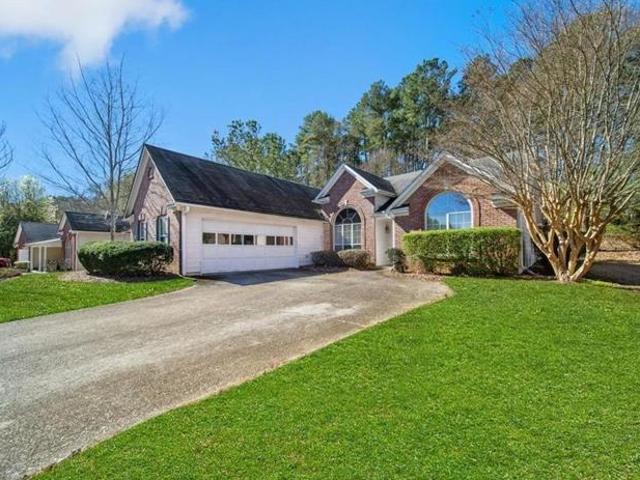 1792 Fontana Ln, Lawrenceville, GA 30043