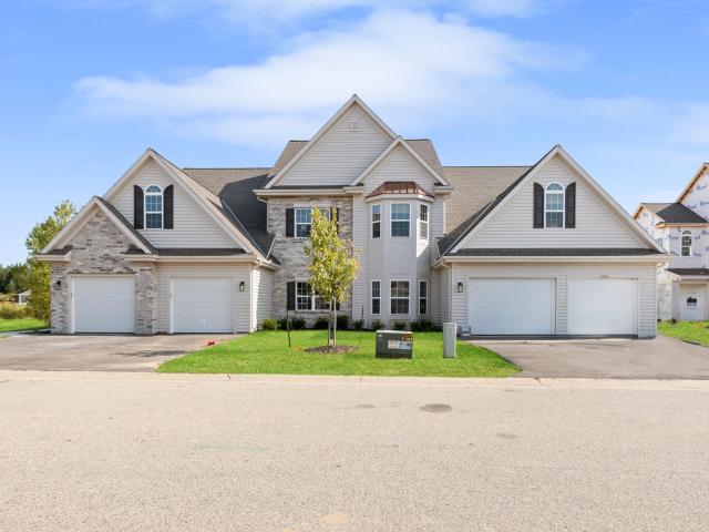 1792 Horseshoe Ln, Unit 425 2