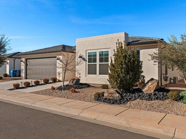 1792 S Roy Ct, Washington, UT 84780