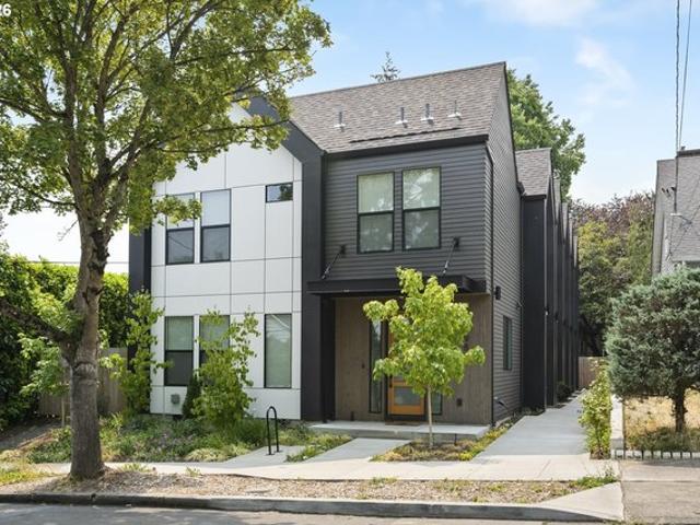 1792 SE Spokane St, Portland, OR 97202
