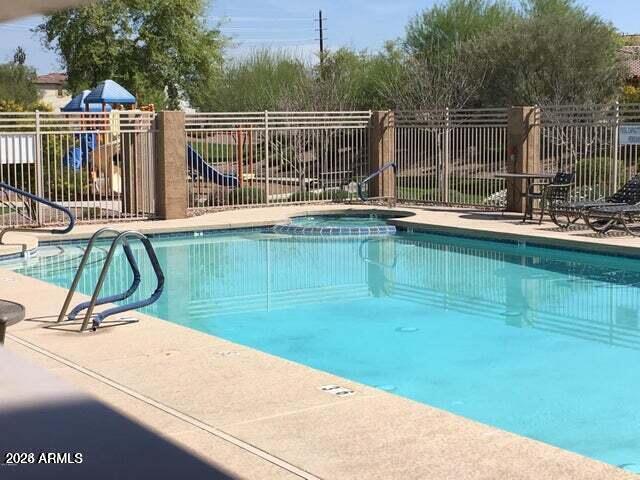 1792 W Homestead Drive
