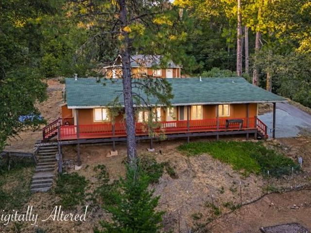 17934 Knoll Top Dr, Grass Valley, CA 95945