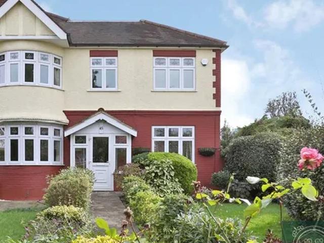 179, 181 Parsonage Lane, London, EN1 3UG, United Kingdom | 6 bed house for rent #129872468 | Rentberry