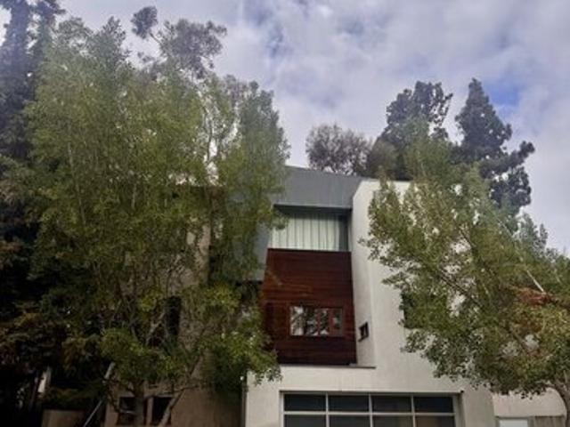 179 Beloit Ave, Los Angeles, CA 90049