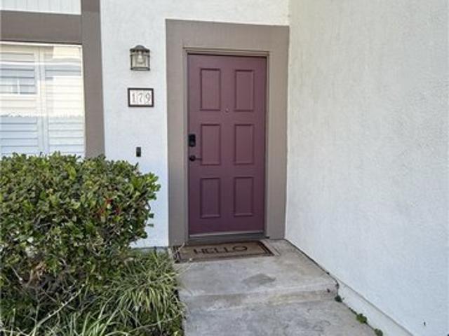 179 Gazania Ct, Thousand Oaks, CA 91362