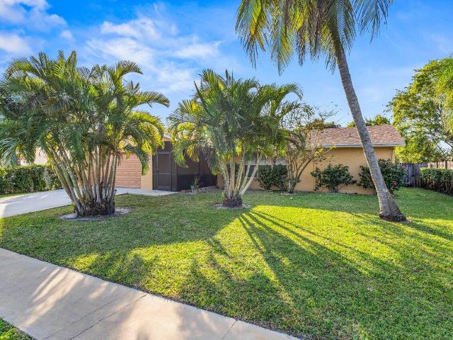 179 Dove Cir, Royal Palm Beach, FL 33411 | MLS #R11141